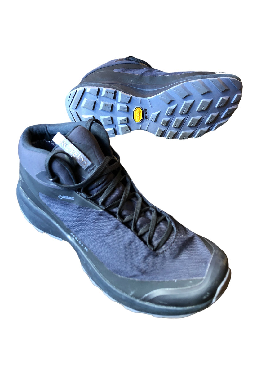 Arc'teryx Mens Aerios FL Mid Hiking Boots Black 10 – Trail Hut